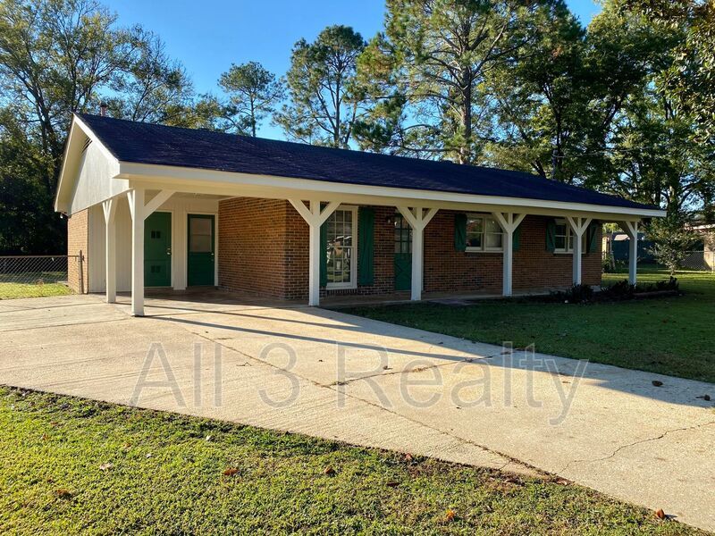 300 Benbow Court Montgomery, AL 36117 | All 3 Realty